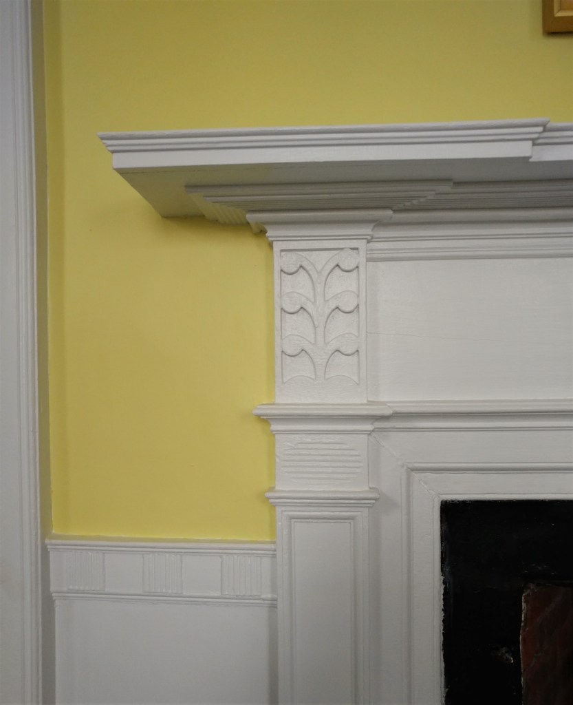 An Elegant Federal Style Mantel Detail. - Your Historic House